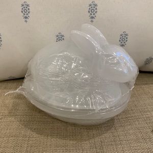 Target | Holiday | Frosted Glass Bunny Dish | Poshmark